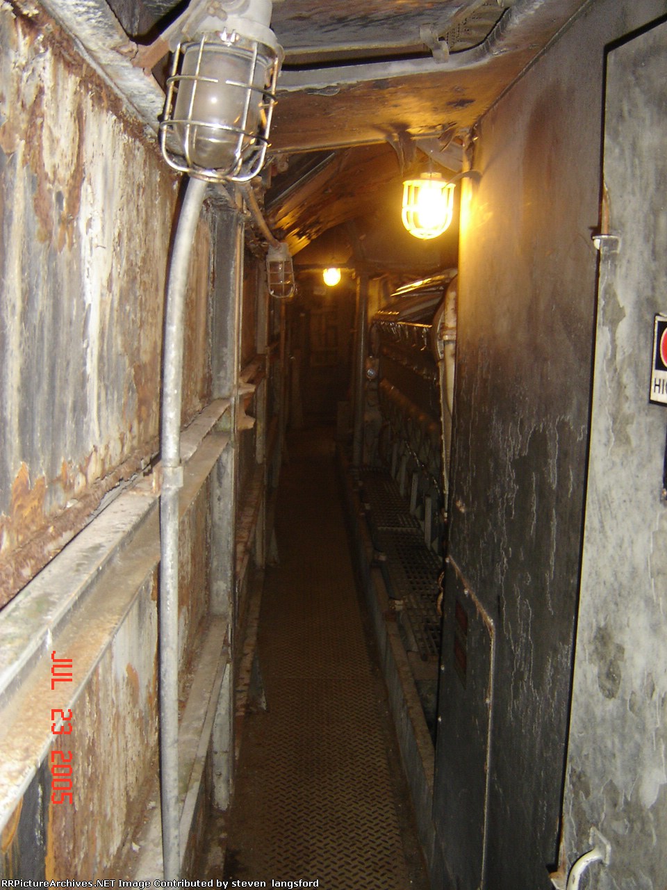 INSIDE ATSF engine # 92